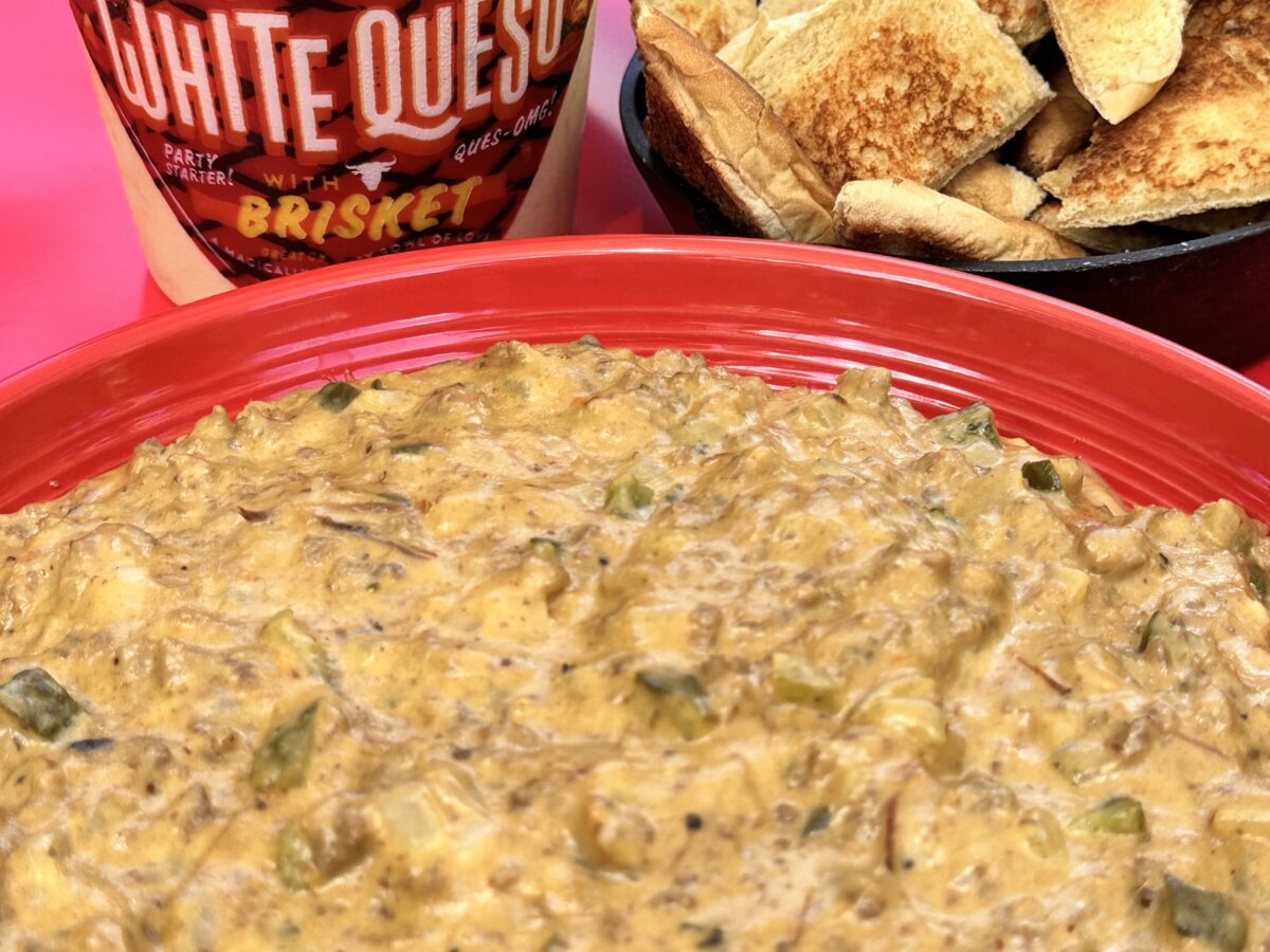 Brisket Queso Burger Dip – Queso Mama